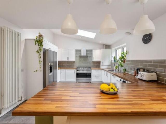 4 bedroom semi detached house for sale in Castleton Grove, Newton Mearns, G77