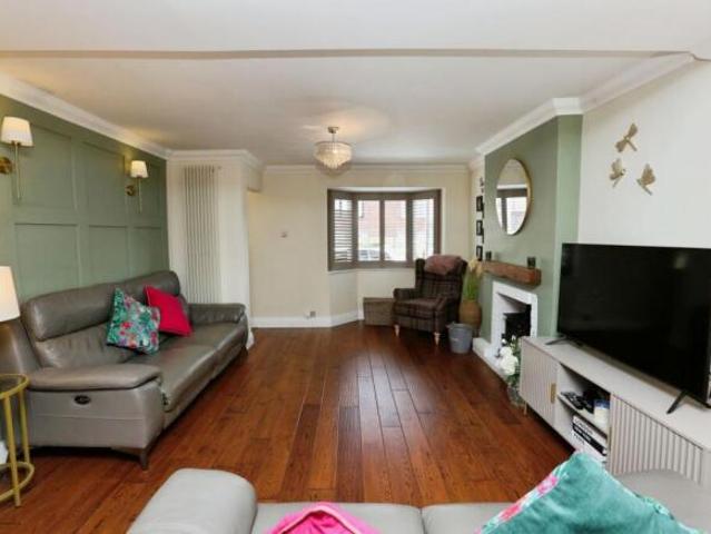 4 bedroom semi detached house for sale in Chapel Close, Southampton, SO30