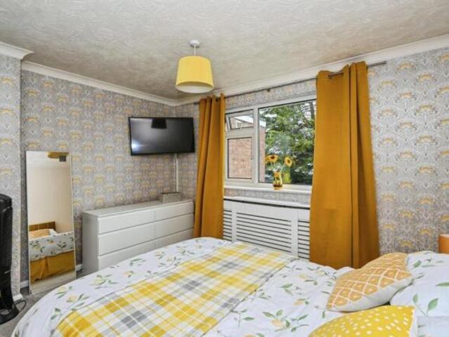 4 bedroom semi detached house for sale in Chapel Road, Penketh, Warrington, Cheshire, WA5