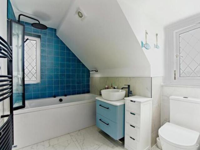 4 bedroom semi detached house for sale in Cheviot Road, West Norwood, SE27