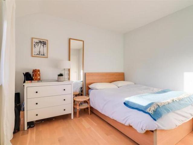 4 bedroom semi detached house for sale in Cheney Way, Cambridge, CB4