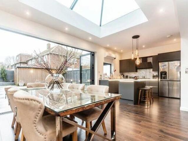 4 Bedroom Semi detached House For Sale In Chessington