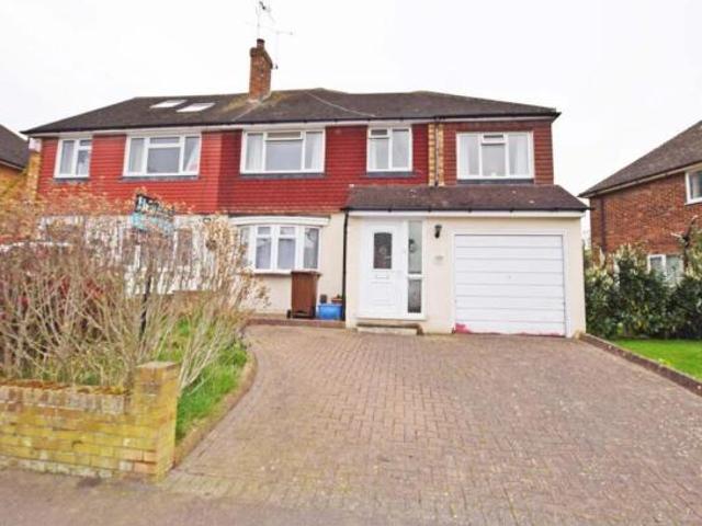 4 bedroom semi detached house for sale in Childscroft Road, Rainham, Gillingham, ME8