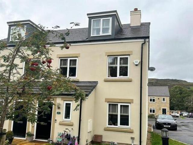4 Bedroom Semi detached House For Sale In Chinley