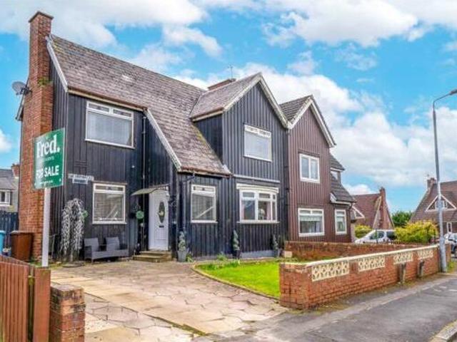 4 Bedroom Semi detached House For Sale In Chryston