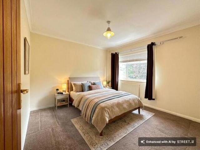 4 bedroom semi detached house for sale in Common Road, Ingrave, CM13