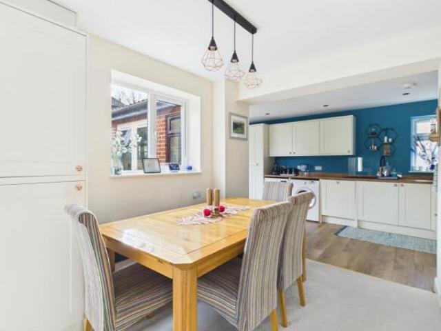 4 bedroom semi detached house for sale in Constable Close, Basingstoke, RG21