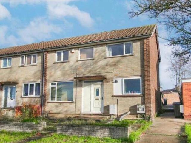 4 Bedroom Semi detached House For Sale In Colchester, Essex