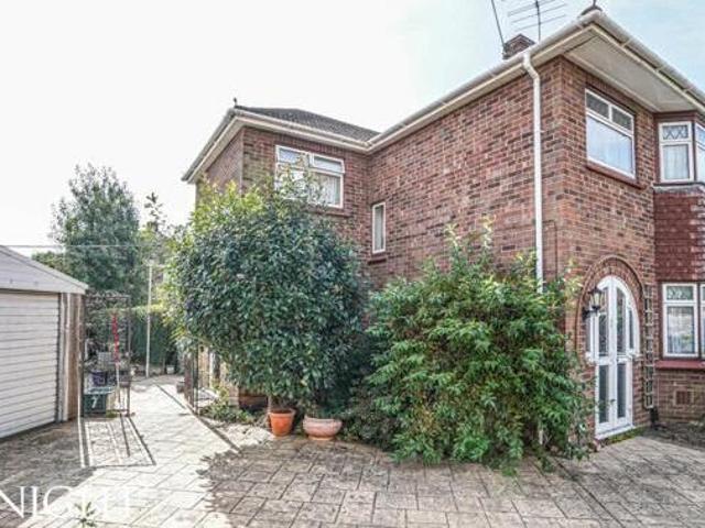 4 Bedroom Semi detached House For Sale In Colchester