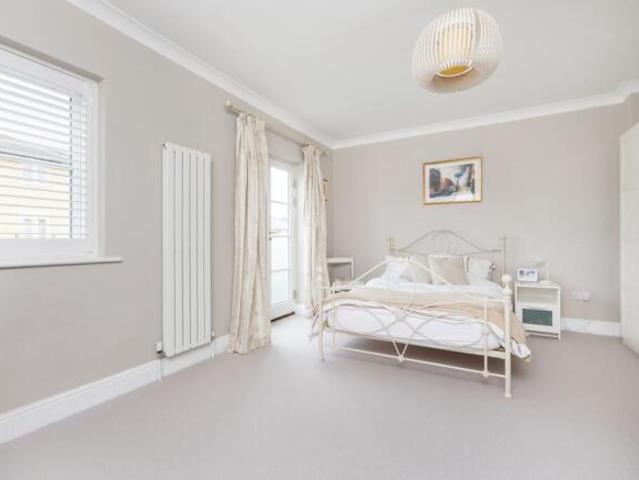 4 bedroom semi detached house for sale in Cornes Close, Winchester, SO22