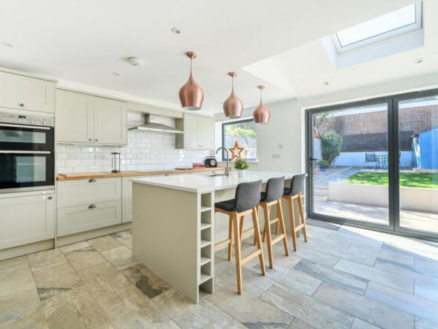 4 bedroom semi detached house for sale in Cotswold Way, Tilehurst, Reading, Berkshire, RG31