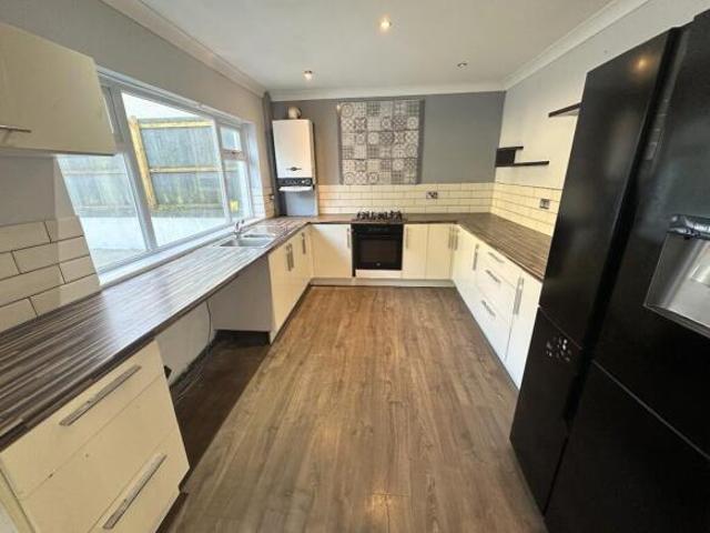 4 bedroom semi detached house for sale in Clos Glanlliw, Pontlliw, Swansea, SA4 9DW, SA4