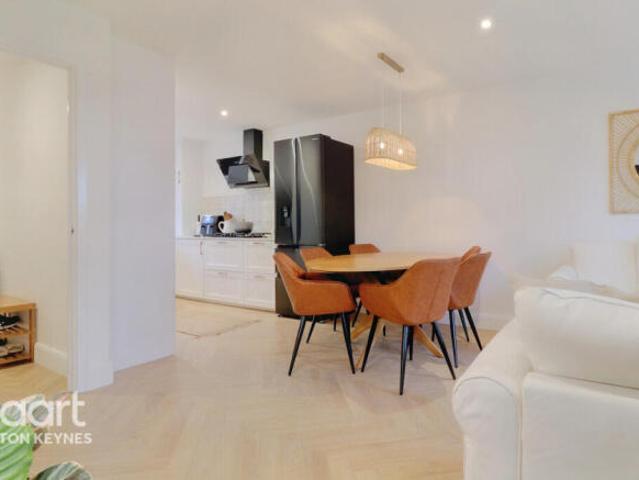 4 bedroom semi detached house for sale in Clavell Close, Tattenhoe Park, MK4