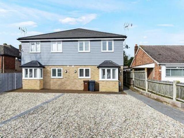 4 Bedroom Semi detached House For Sale In Cliffe Woods