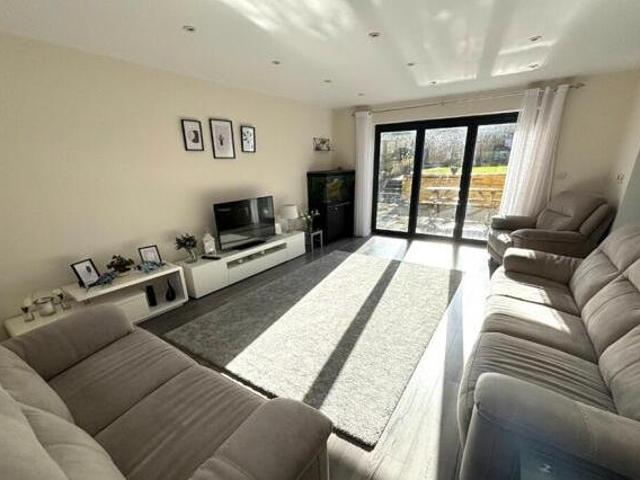4 Bedroom Semi detached House For Sale In Clutton, Bristol