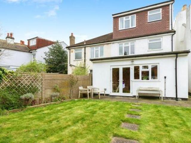 4 Bedroom Semi detached House For Sale In Croydon
