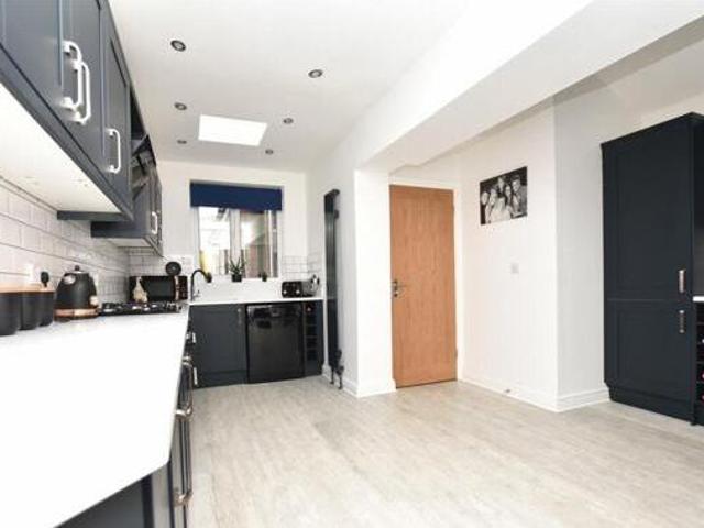 4 Bedroom Semi detached House For Sale In Crossgates
