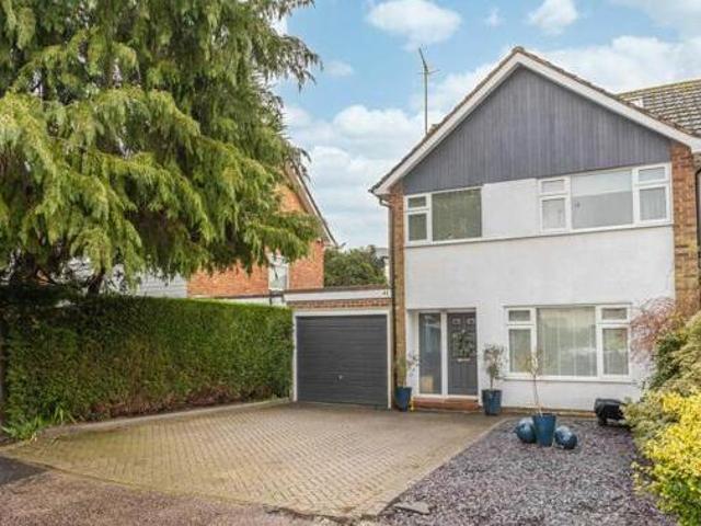4 Bedroom Semi detached House For Sale In Crawley Down