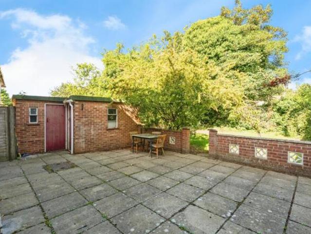 4 bedroom semi detached house for sale in Cunningham Road, Norwich, NR5