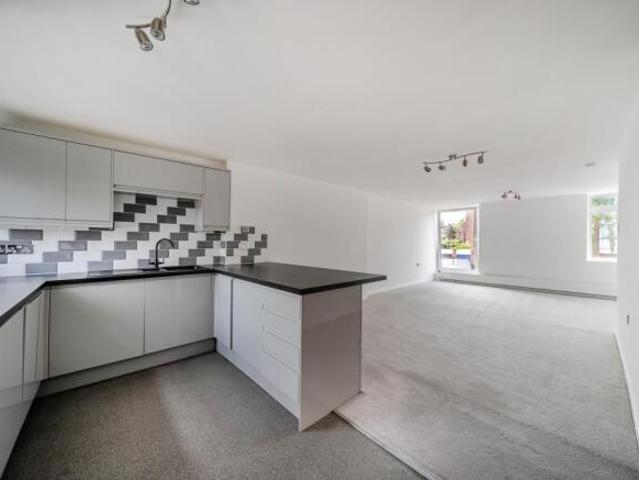 4 bedroom semi detached house for sale in Cutteslowe, North Oxford, OX2