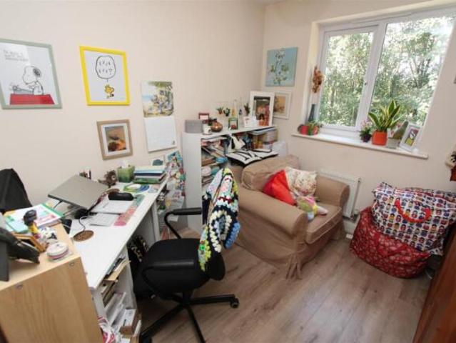 4 bedroom semi detached house for sale in Cyprus Gardens, Thackley, Bradford, BD10