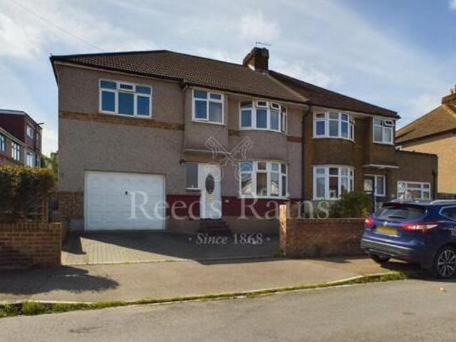 4 Bedroom Semi detached House For Sale In Dartford, Kent