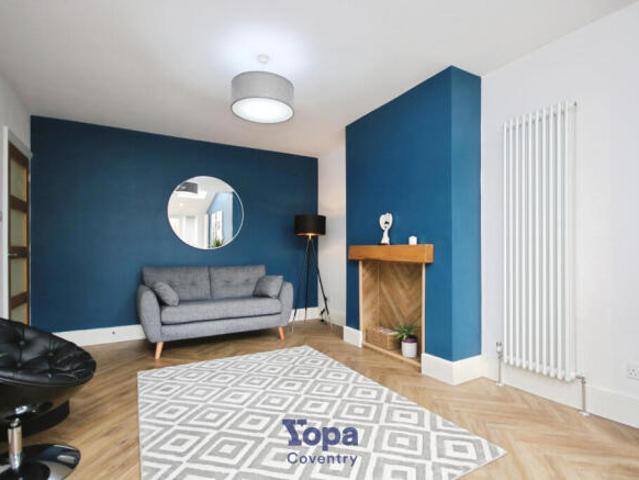 4 bedroom semi detached house for sale in Daventry Road, Coventry, CV3