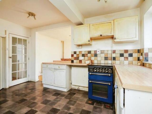 4 bedroom semi detached house for sale in Delbush Avenue, Headington, Oxford, OX3