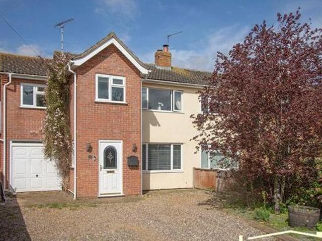 4 Bedroom Semi detached House For Sale In Dereham, Norfolk