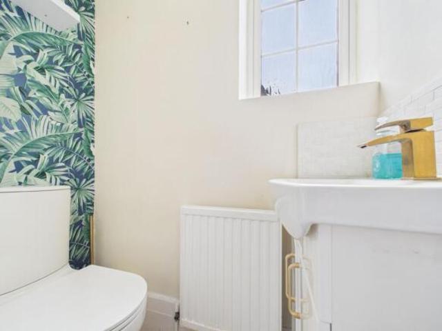 4 bedroom semi detached house for sale in Downshire Square, Reading, RG1
