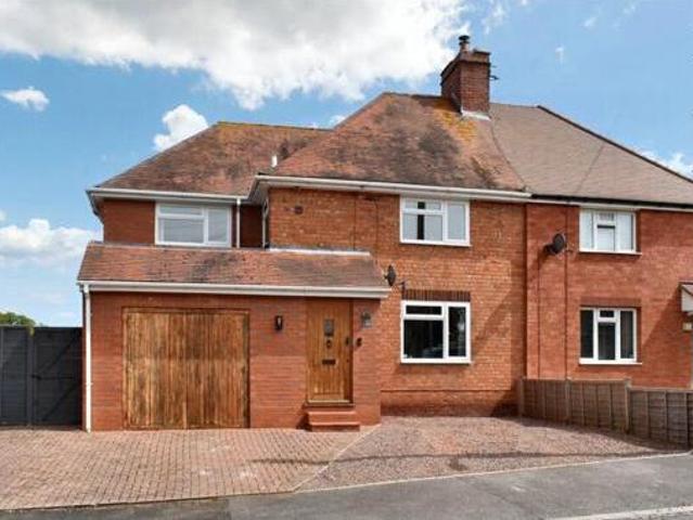 4 Bedroom Semi detached House For Sale In Droitwich Spa, Worcestershire