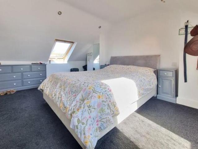 4 bedroom semi detached house for sale in Drayton, Hampshire, PO6