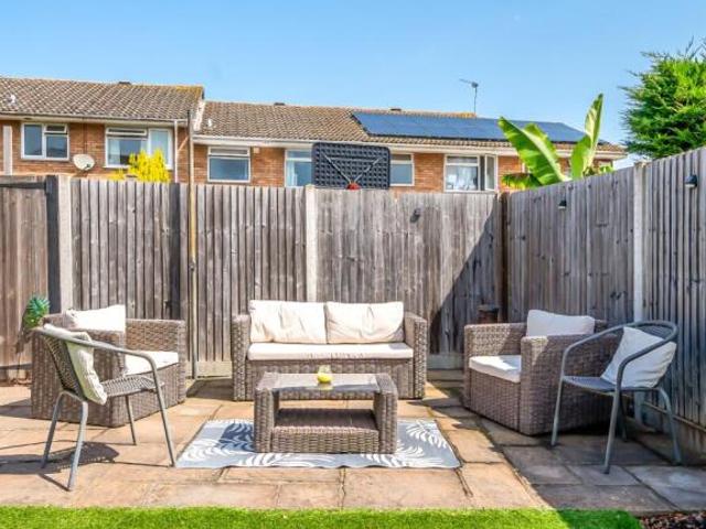 4 bedroom semi detached house for sale in Dryhill Road, Belvedere, Kent, DA17