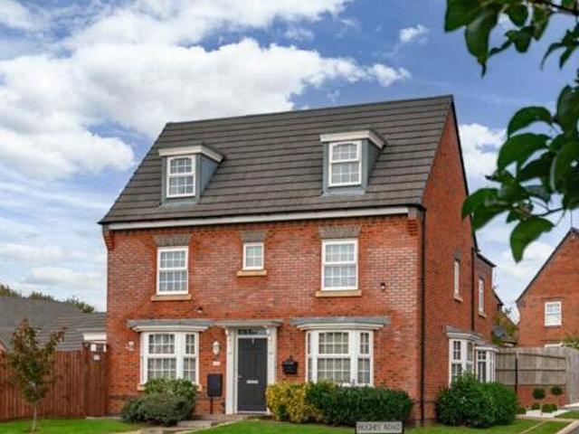 4 Bedroom Semi detached House For Sale In Dudley, Staffordshire