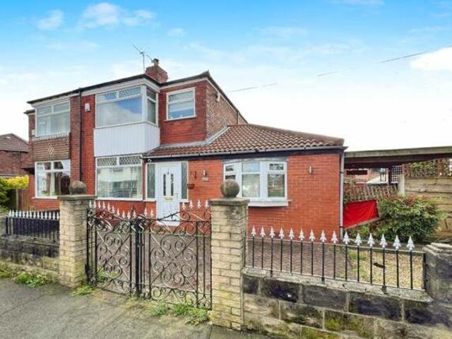 4 Bedroom Semi detached House For Sale In Eccles