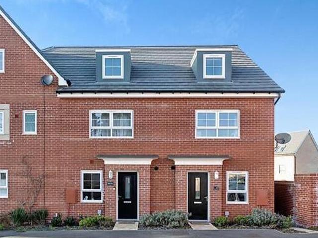 4 Bedroom Semi detached House For Sale In Eagle Farm South