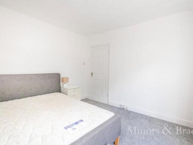 4 bedroom semi detached house for sale in Earlham Road, Norwich, NR4