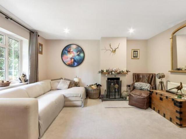4 bedroom semi detached house for sale in Egg Pie Lane, Hildenborough, TN11
