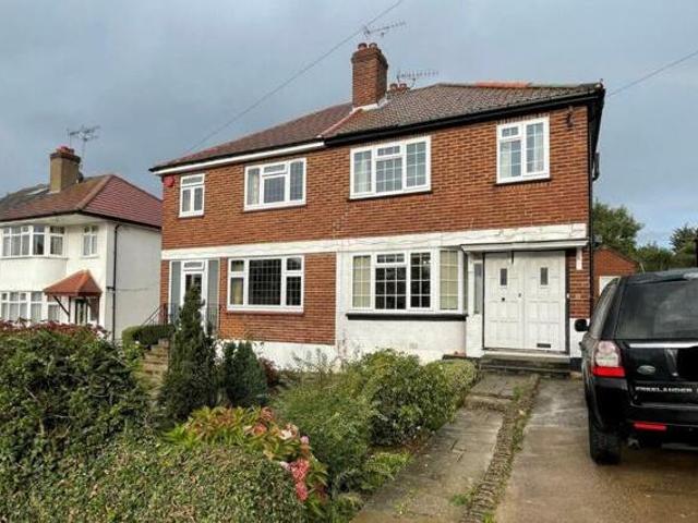 4 Bedroom Semi detached House For Sale In Edgware