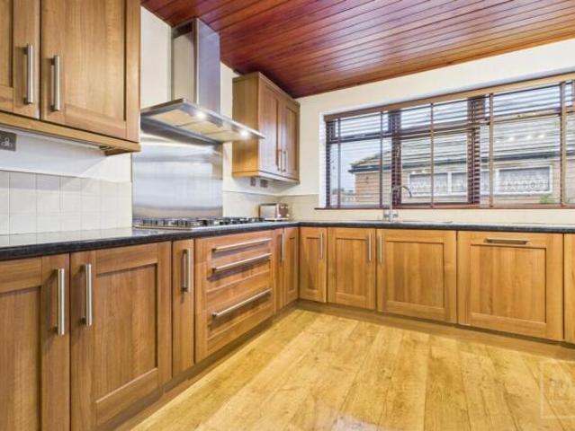 4 bedroom semi detached house for sale in Elm Road, Penketh, WA5