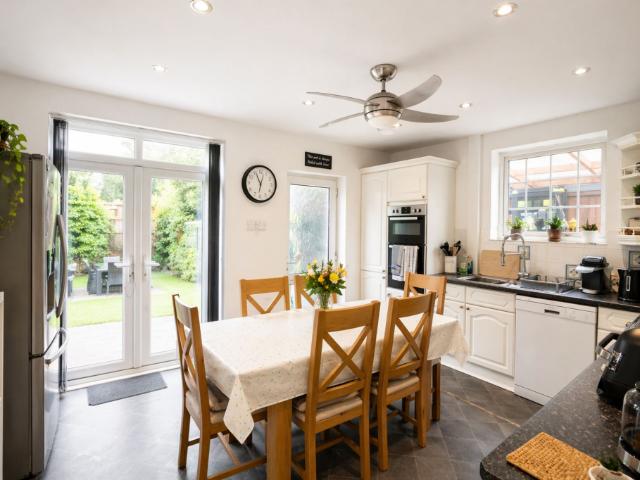 4 bedroom semi detached house for sale in Elms Close, Solihull, B91