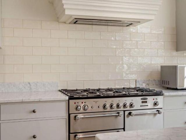 4 bedroom semi detached house for sale in Emmanuel Road, Cambridge, Cambridgeshire, CB1