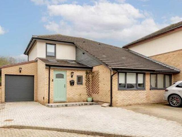 4 Bedroom Semi detached House For Sale In Emerson Valley