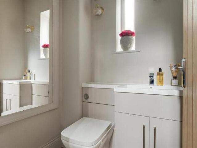 4 bedroom semi detached house for sale in Endcliffe Vale Road, S10