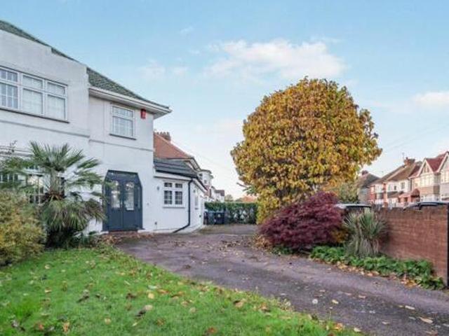 4 Bedroom Semi detached House For Sale In Enfield
