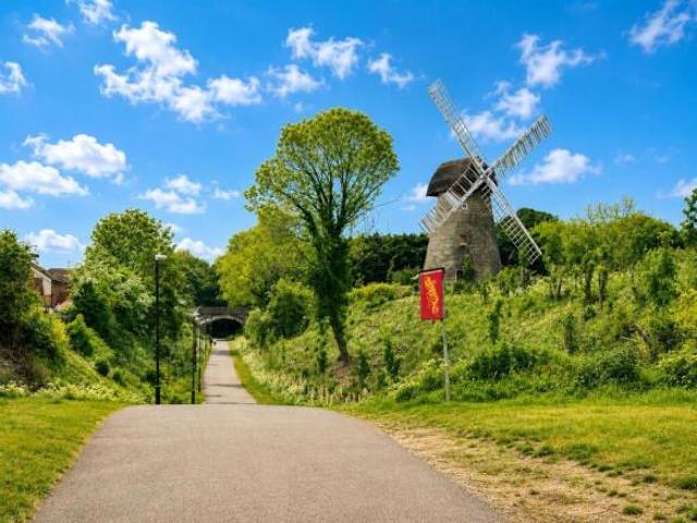 4 bedroom semi detached house for sale in Eston Court, Bradville, Milton Keynes, MK13