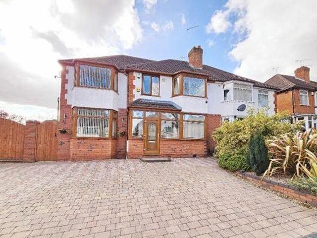 4 Bedroom Semi detached House For Sale In Erdington, Birmingham