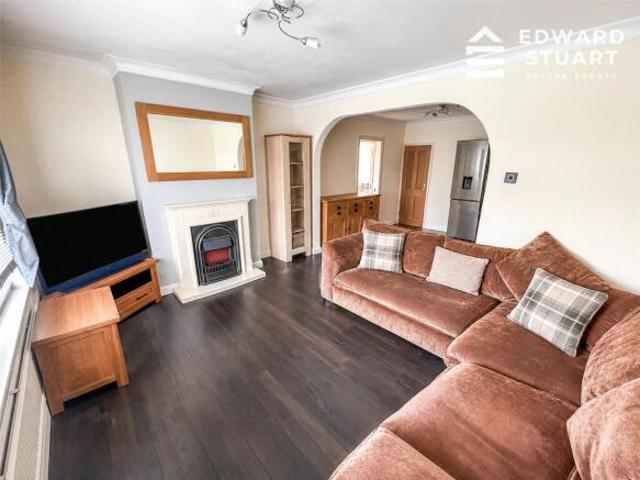 4 bedroom semi detached house for sale in Fane Road, Peterborough, Cambridgeshire, PE4