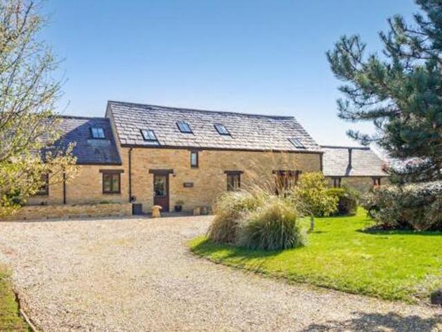 4 Bedroom Semi detached House For Sale In Faringdon, Oxfordshire