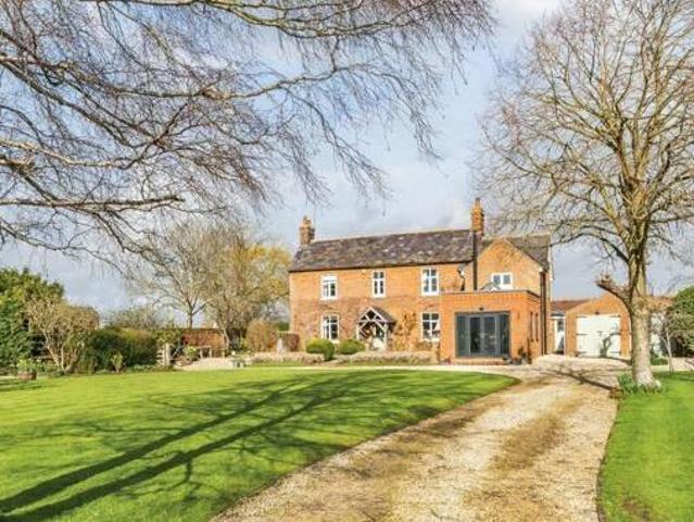 4 Bedroom Semi detached House For Sale In Faringdon, Oxfordshire